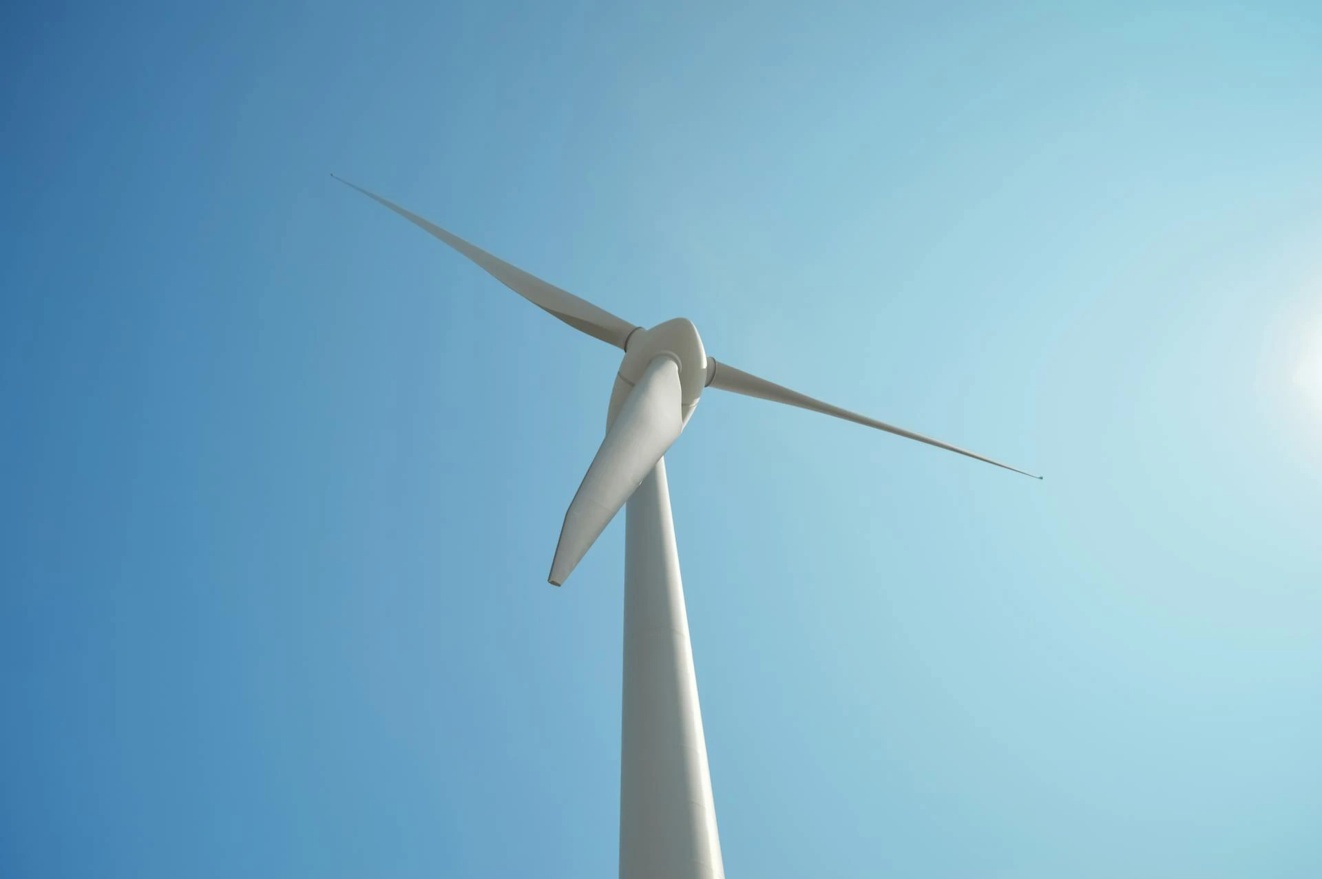 How Wind Turbines Are Designed to Conquer Icy Weather | Utilities Curated